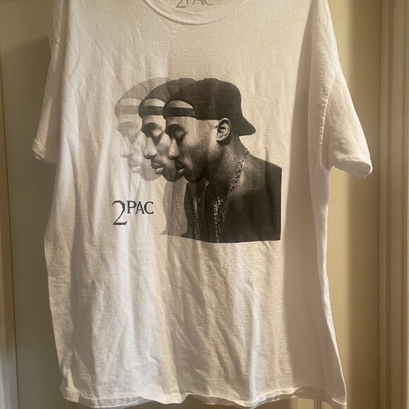 2Pac | Shirts | Tupac Shakur 2pac Tshirt Size Large | Poshmark